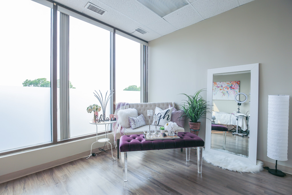 Missy Glow - Lashes, Spray Tanning, Accessories and Training